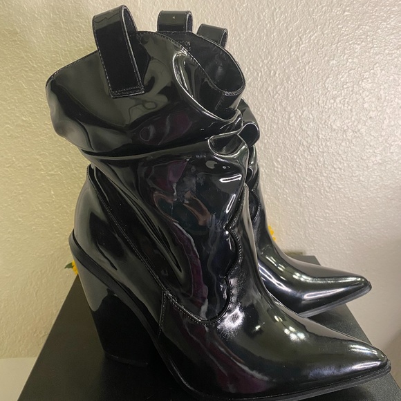 Cape Robbin | Shoes | Womens Cape Robbin Booties New | Poshmark
